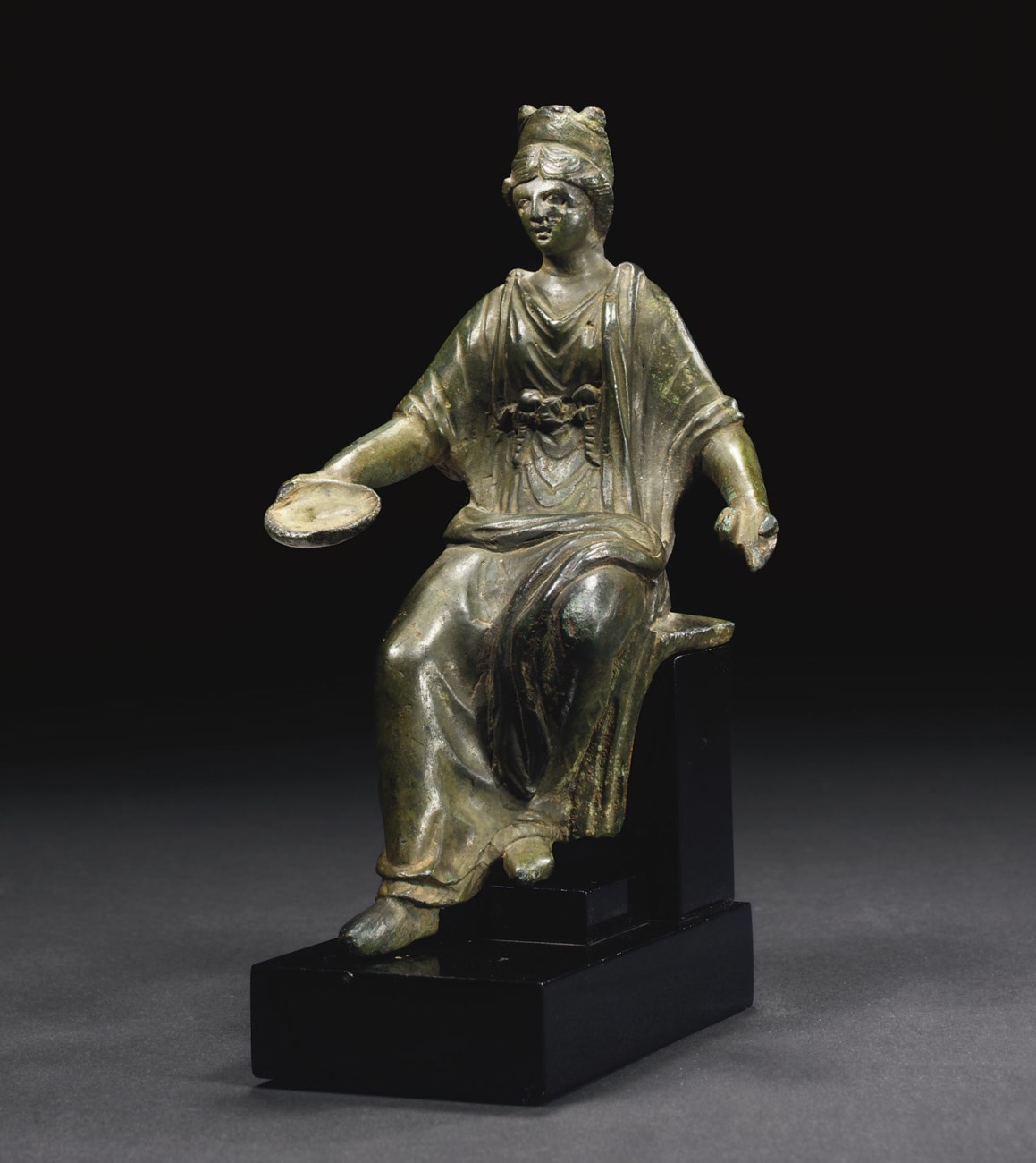 A ROMAN BRONZE FIGURE OF THE GODDESS CONCORDIA , 2ND CENTURY A.D ...