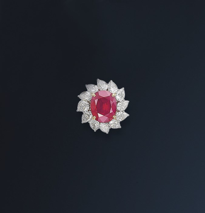 A MAGNIFICENT RUBY AND DIAMOND RING | Christie's