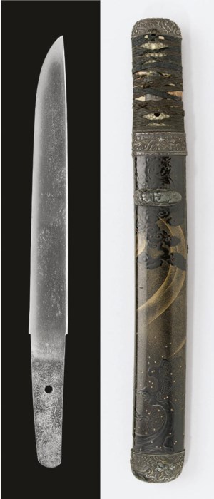 A Tanto in Black and Gold Aikuchi Koshirae , MUROMACHI PERIOD (16TH ...
