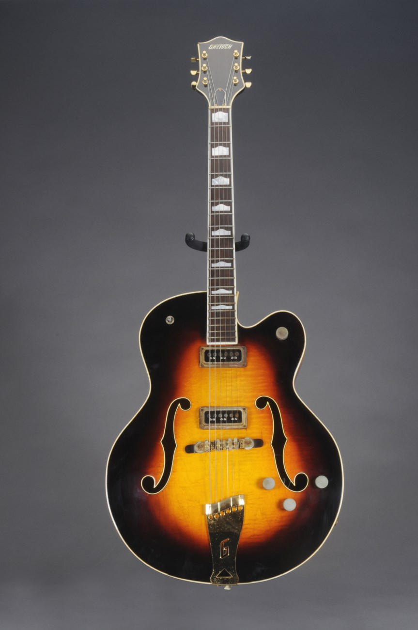 THE FRED GRETSCH MANUFACTURING COMPANY , A HOLLOW-BODY ELECTRIC GUITAR ...