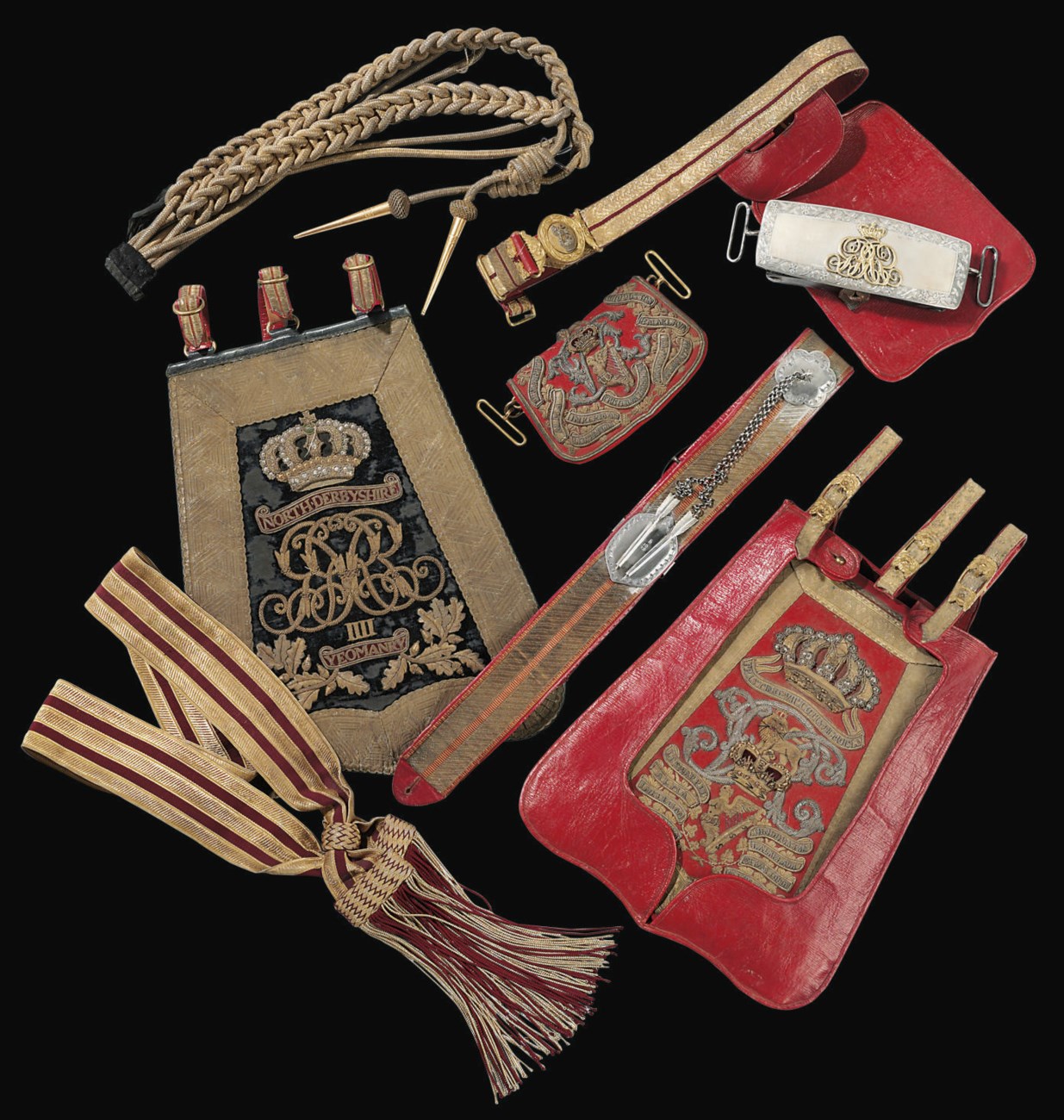 A COLLECTION OF MILITARY ACCOUTREMENTS