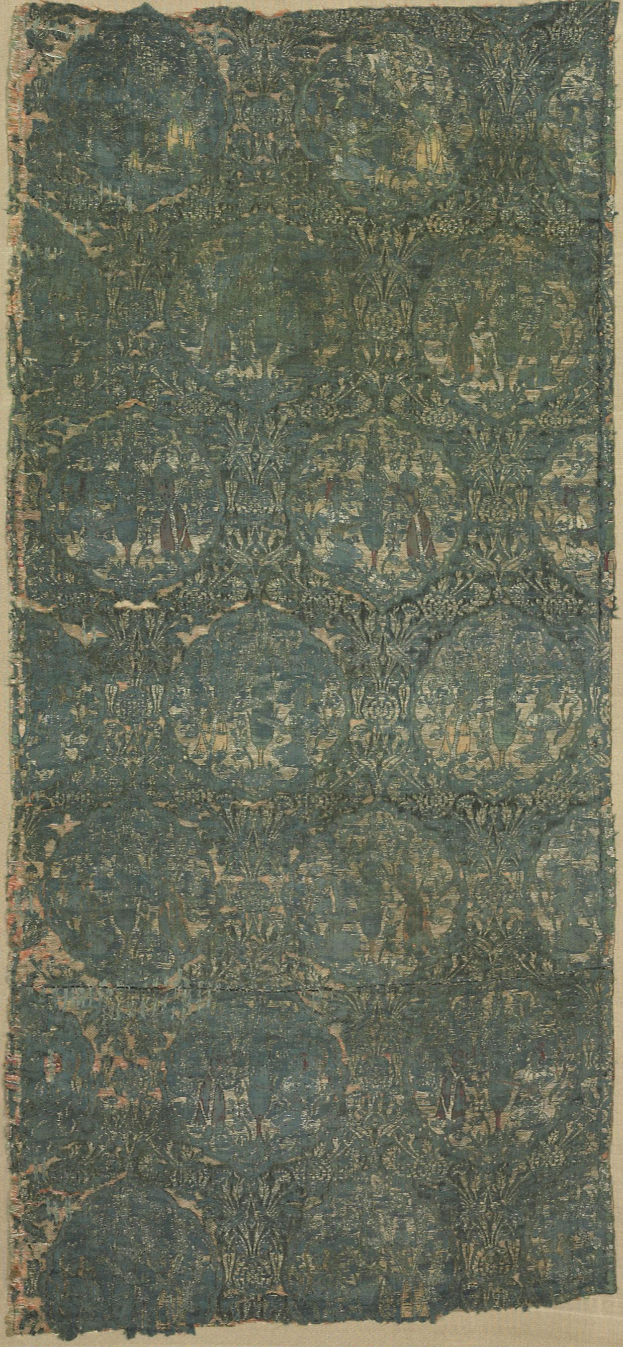 A SAFAVID FIGURAL SILK BROCADE PANEL