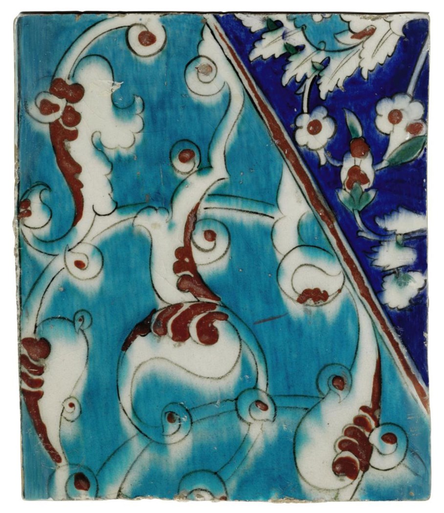 AN IZNIK POTTERY TILE , OTTOMAN TURKEY, 16TH CENTURY | Christie's