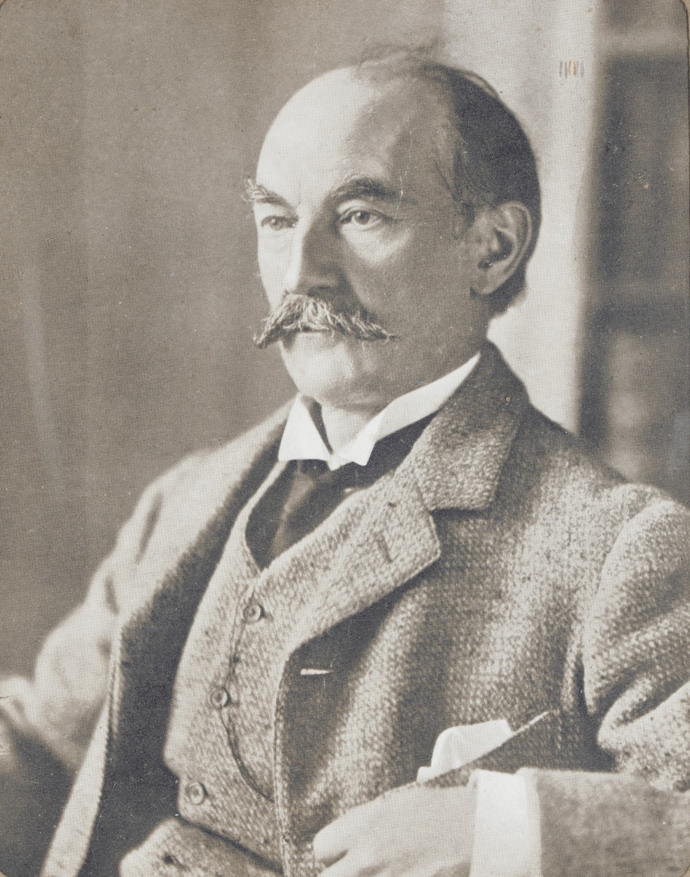 HARDY, Thomas (1840-1928). Photograph signed (on mount, 'Thomas Hardy ...