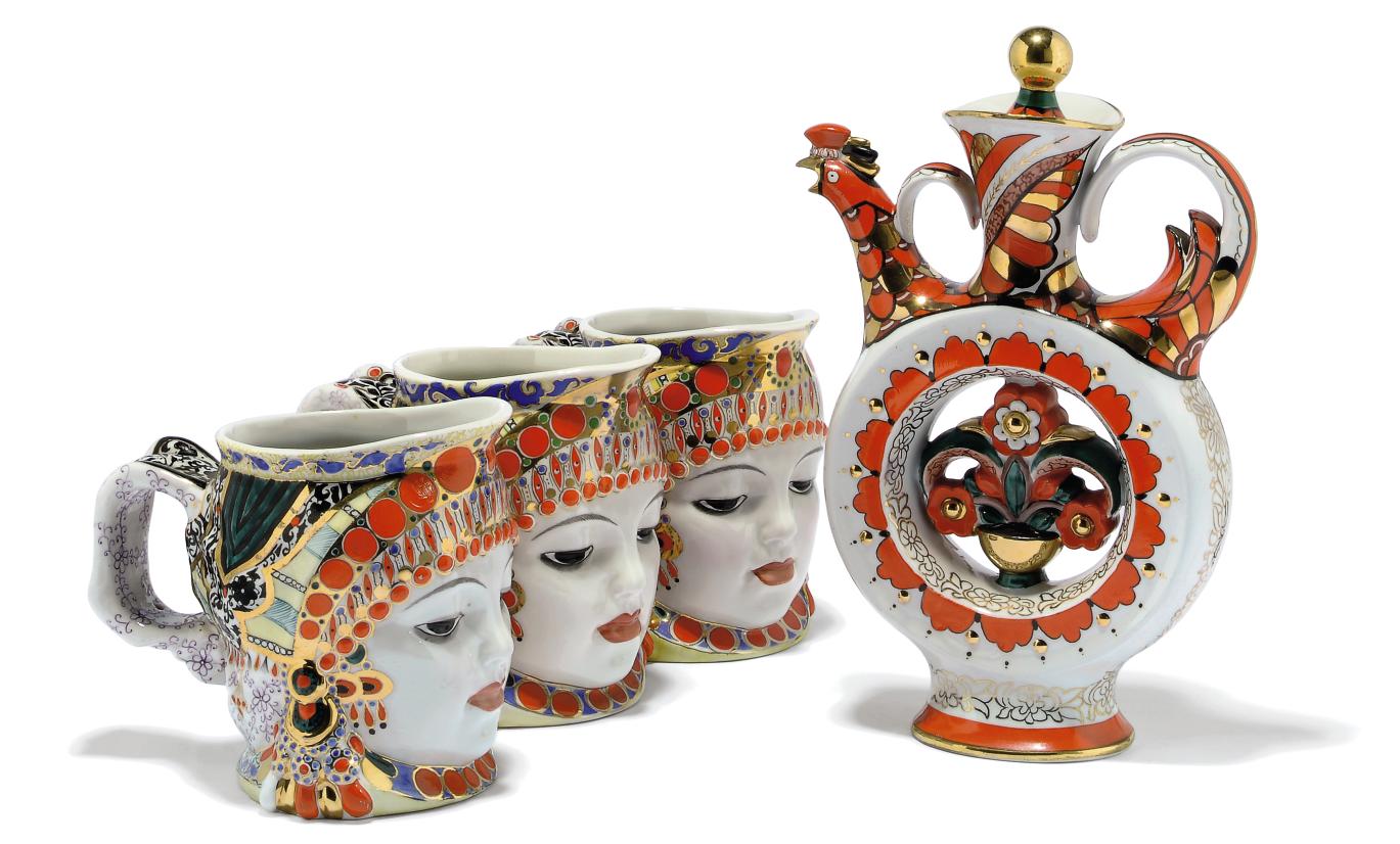 THREE SOVIET PORCELAN JUGS AND A EWER , BY THE LOMONOSOV PORCELAIN ...