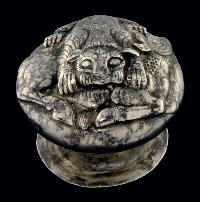 AN ELAMITE WHITE STONE CYLINDER SEAL , CIRCA 3000-2800 B.C. | Christie's