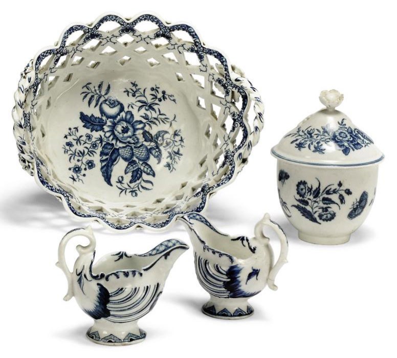 A GROUP OF ENGLISH PORCELAIN BLUE AND WHITE WARES , CIRCA 1770 | Christie's