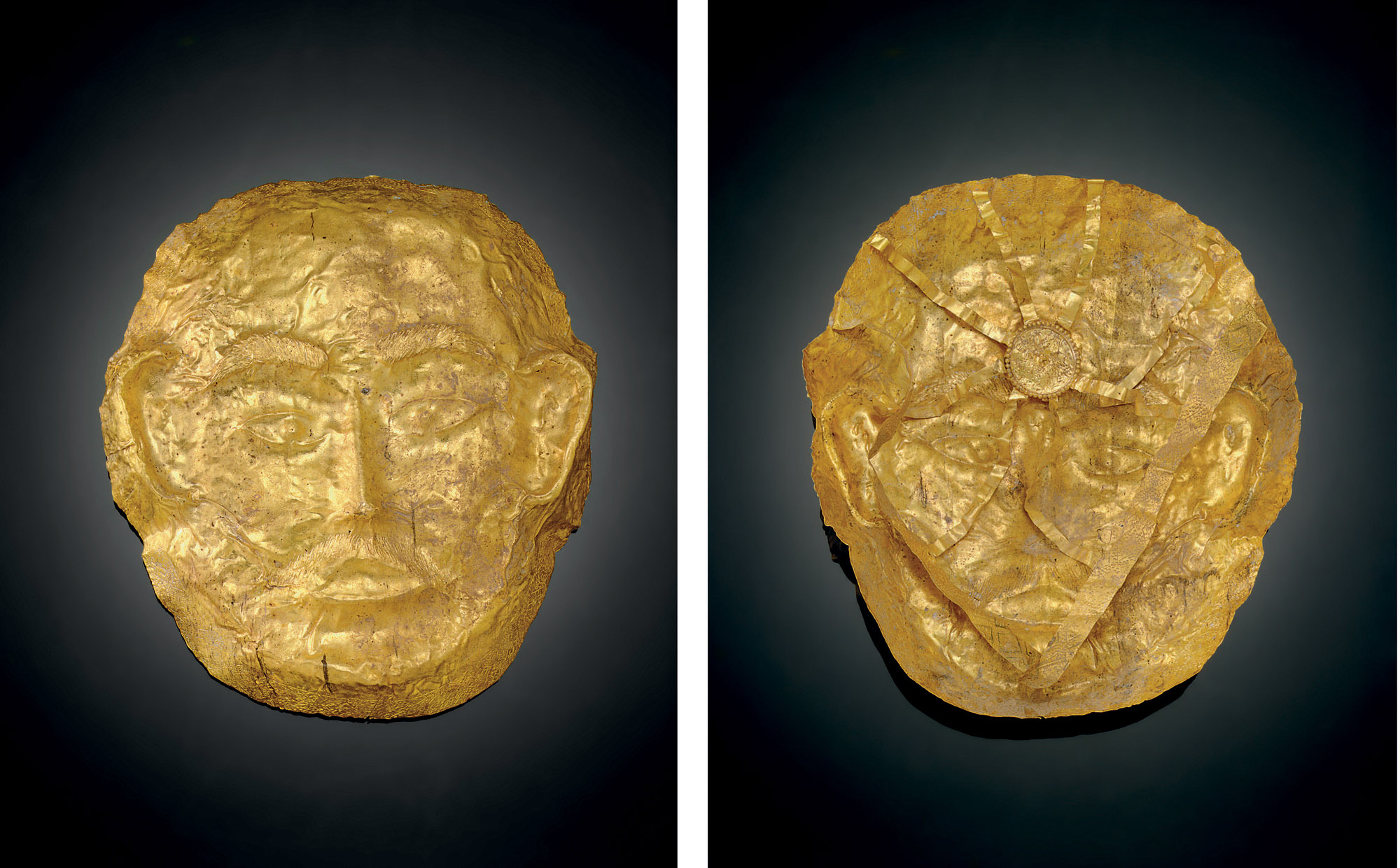 A RARE GOLD FUNERARY MASK