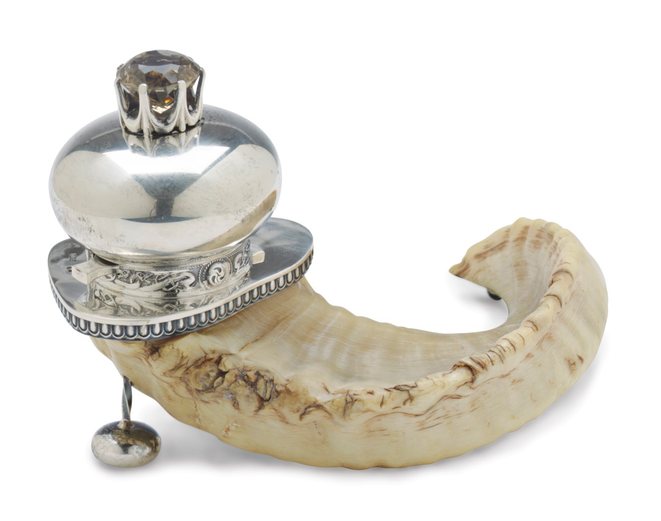 A SCOTTISH ELIZABETH II SILVER MOUNTED HORN SALT CELLAR WITH HINGED ...