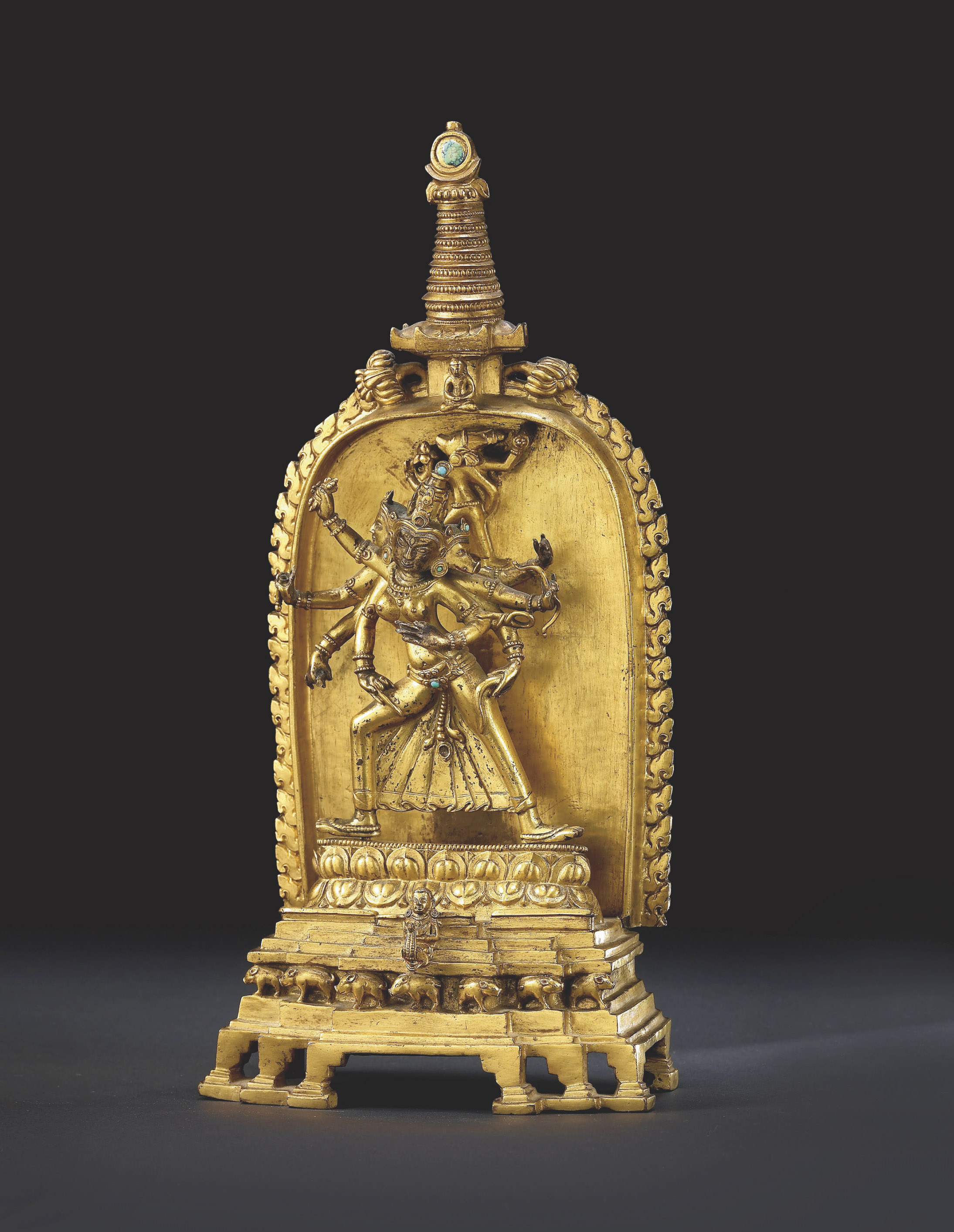 STATUE DE MARICI EN BRONZE DORE , TIBET, XVIIIEME SIECLE | Christie's