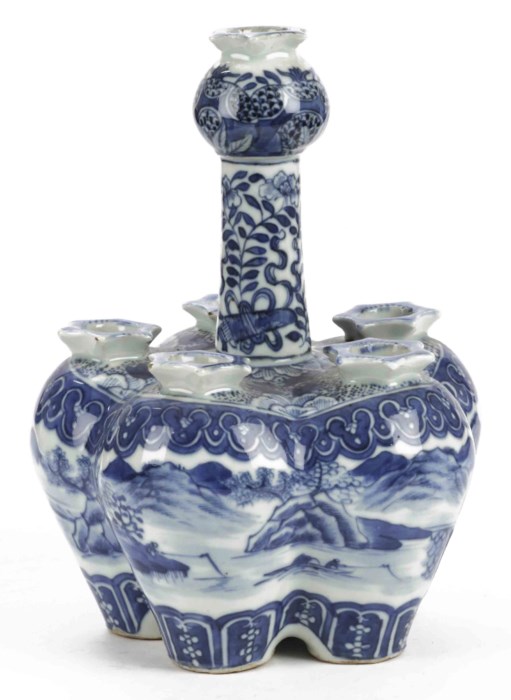 A Chinese blue and white crocus vase , 19TH CENTURY | Christie's
