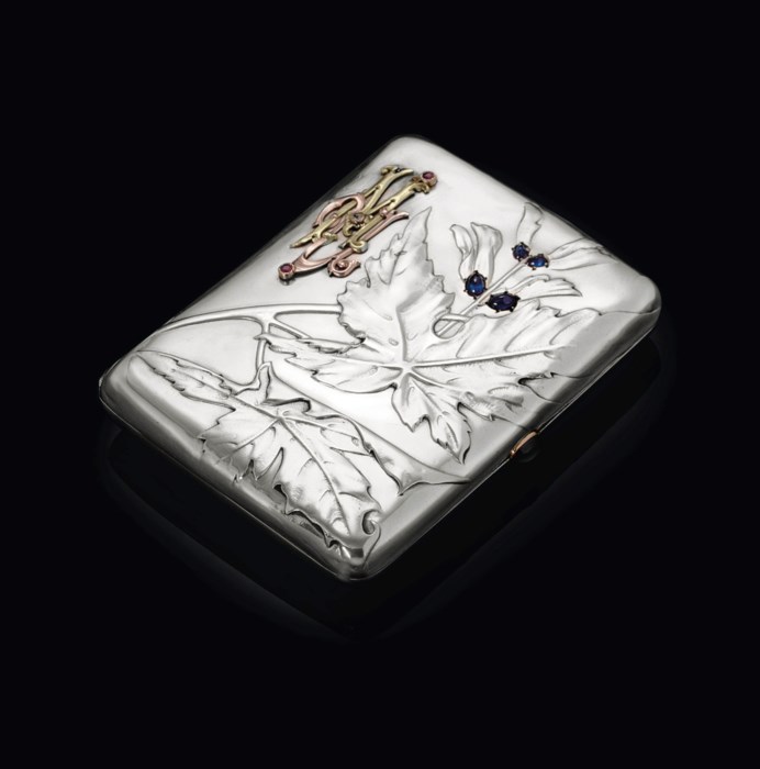 A JEWELLED TWO-COLOUR GOLD-MOUNTED SILVER CIGARETTE CASE