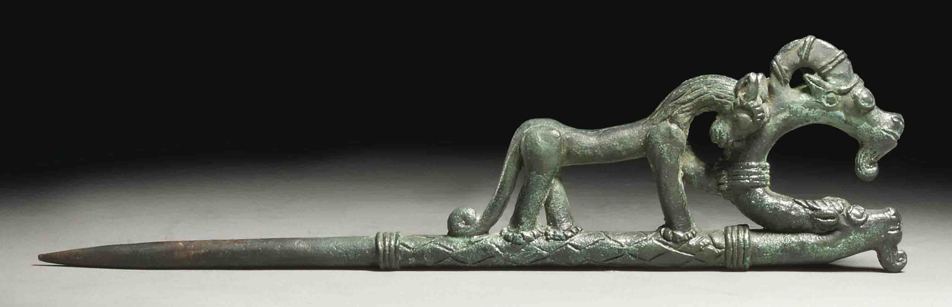 A BACTRIAN GOLD IBEX PENDANT , CIRCA EARLY 2ND MILLENNIUM B.C. | Christie's