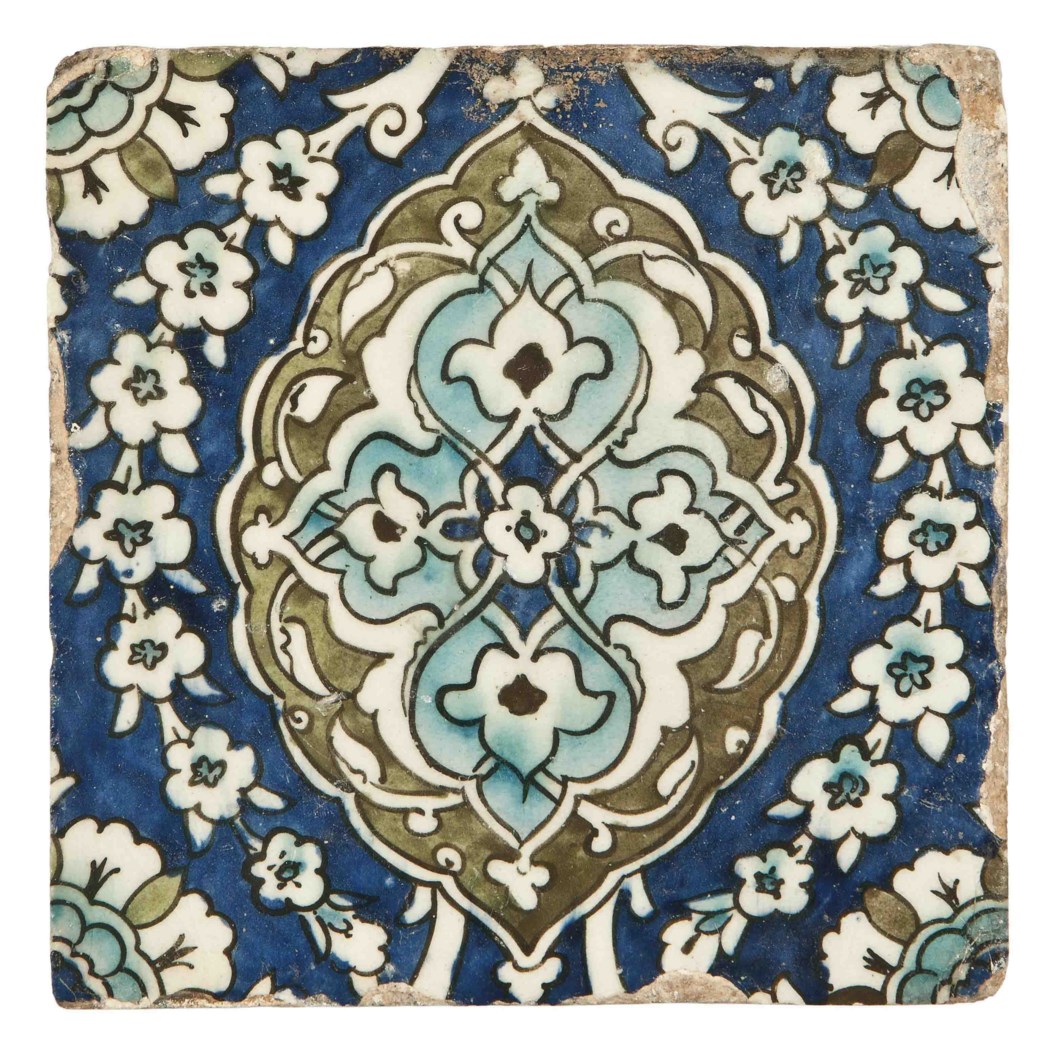 A DAMASCUS POTTERY TILE , OTTOMAN SYRIA, 17TH CENTURY | Christie's