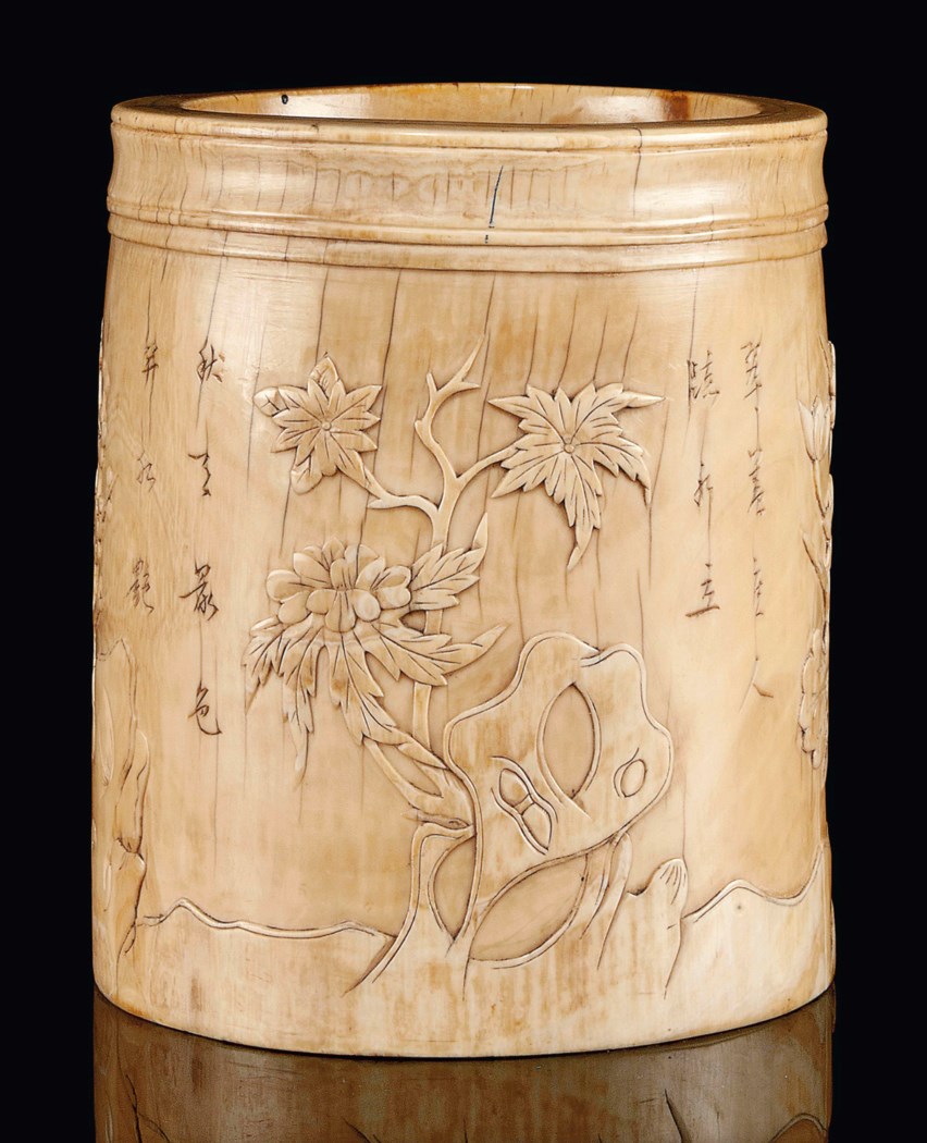 A CARVED IVORY BRUSH POT , 18TH/19TH CENTURY | Christie's