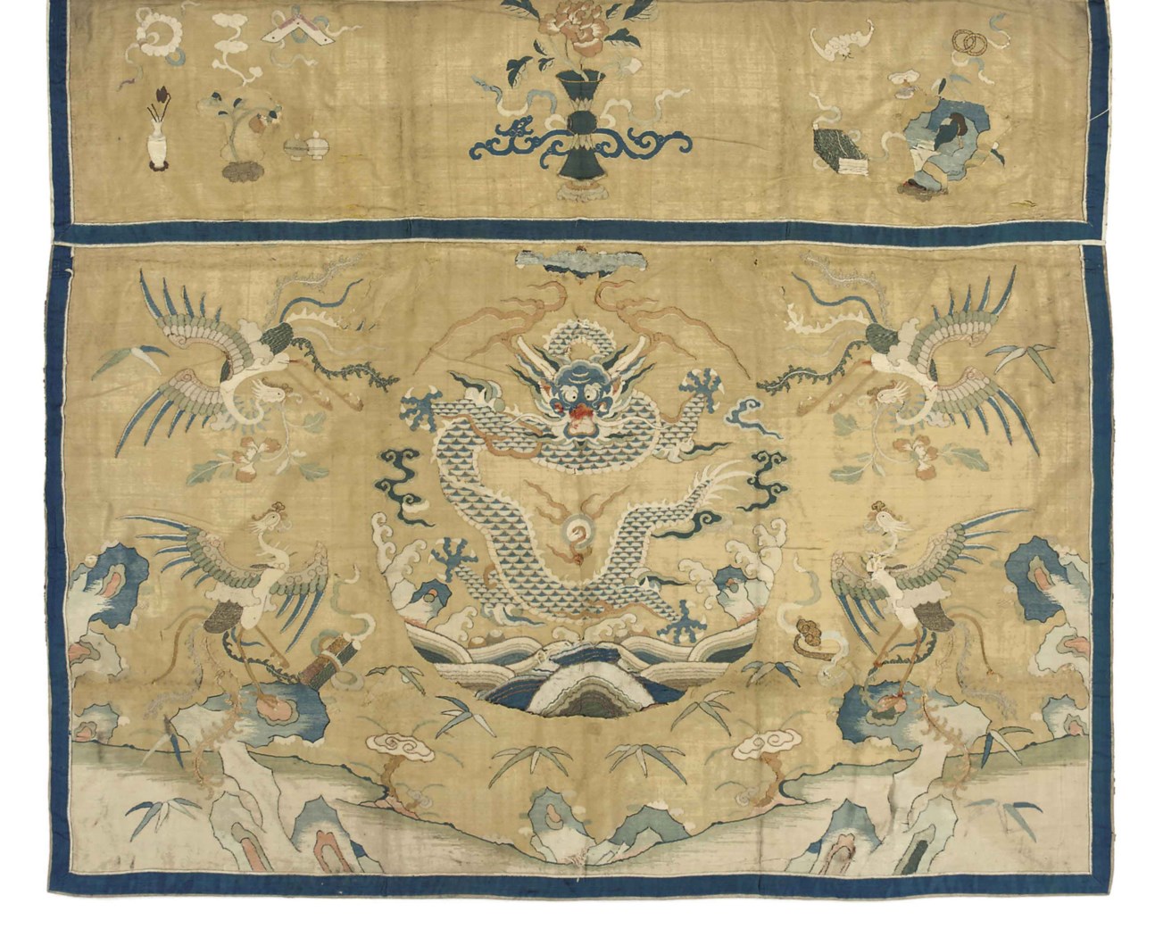 A KESI WEAVE TABLE FRONTAL , QING DYNASTY, EARLY 19TH CENTURY | Christie's
