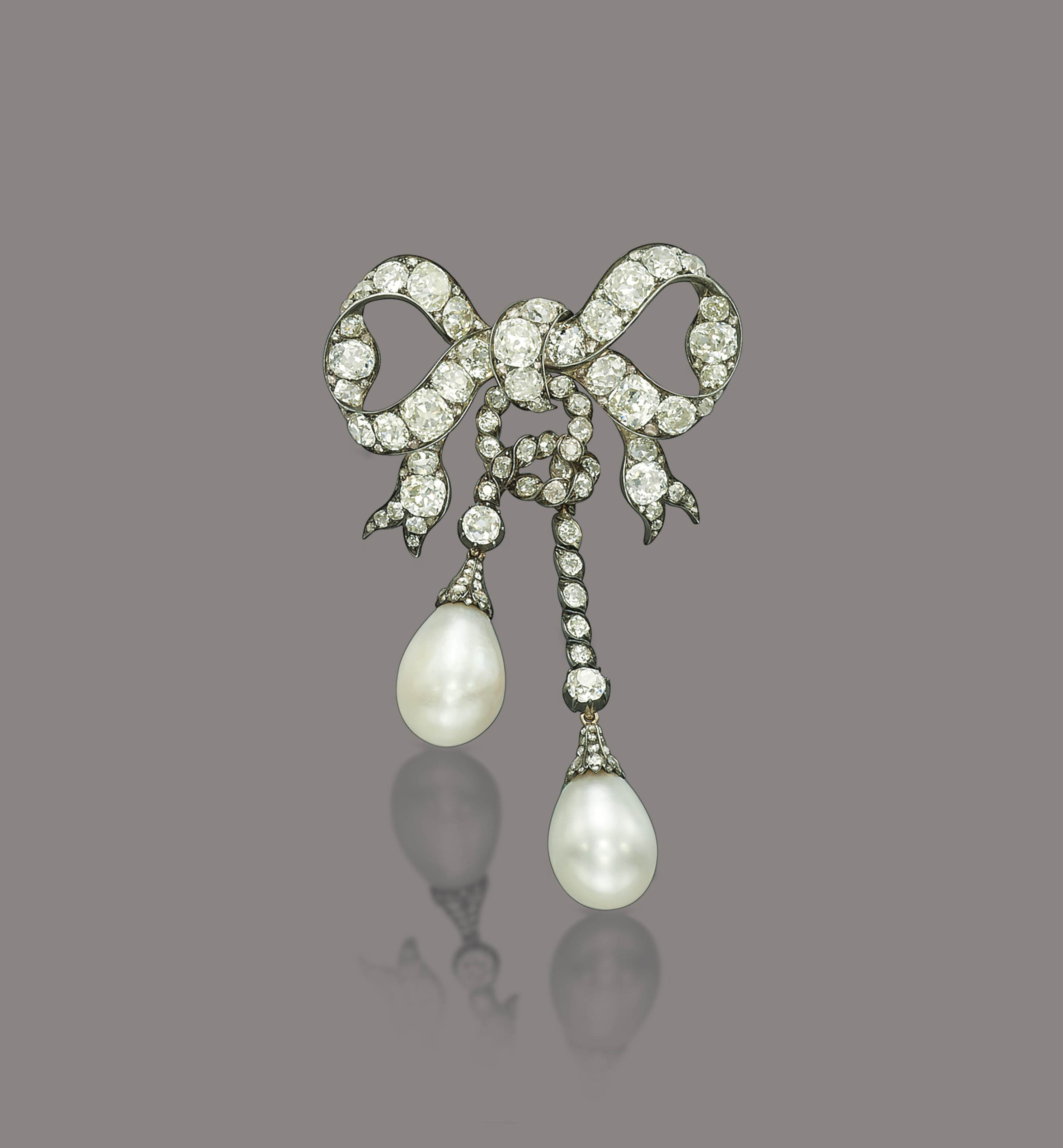 AN ANTIQUE NATURAL PEARL AND DIAMOND BROOCH | Christie's