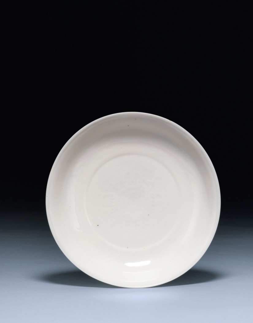 A FINE AND VERY RARE EARLY MING ANHUA-DECORATED TIANBAI DISH , YONGLE ...