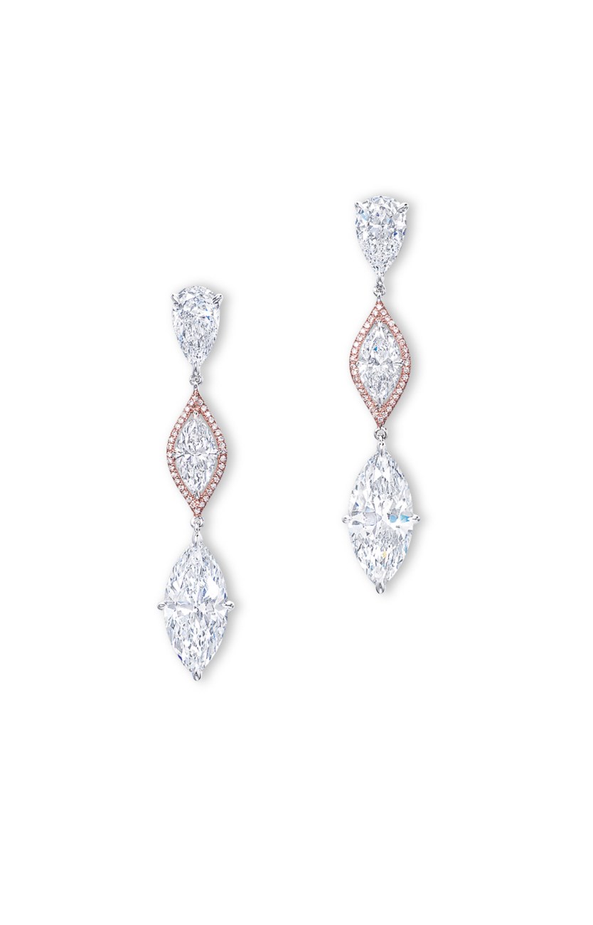 A PAIR OF DIAMOND EAR PENDANTS | Christie's