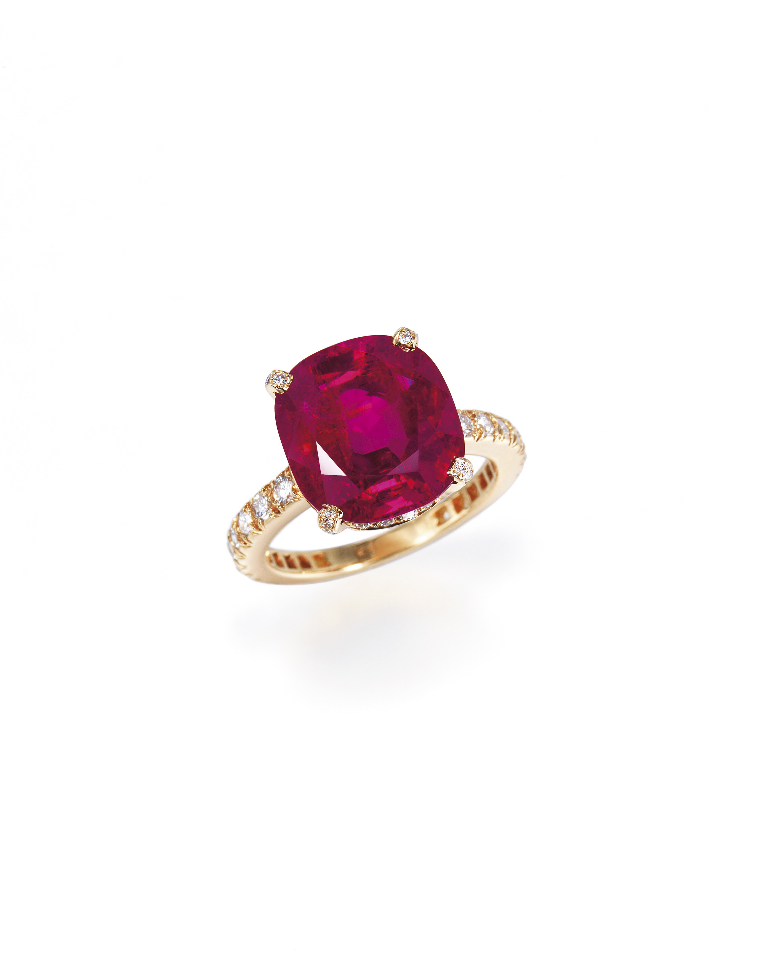AN IMPORTANT RUBY AND DIAMOND RING, BY HARRY WINSTON