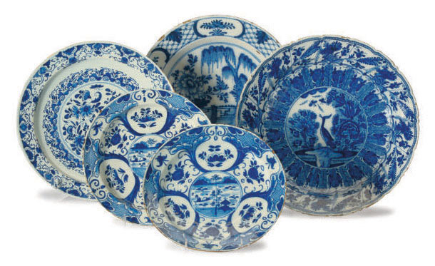 AN ASSEMBLED FIVE PIECE DUTCH DELFT BLUE AND WHITE GARNITURE OF ...