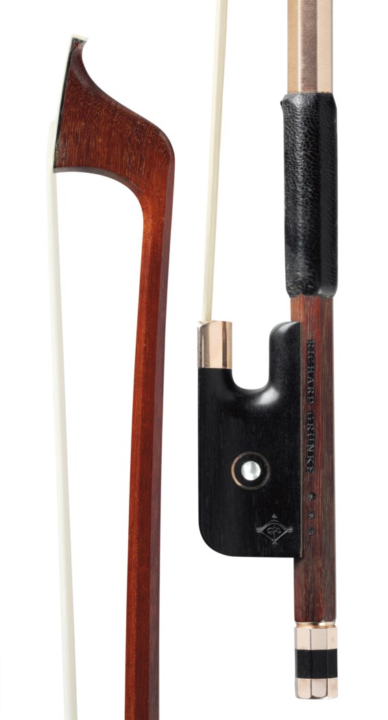 RICHARD GRÜNKE , A GOLD-MOUNTED VIOLONCELLO BOW, BUBENREUTH, CIRCA 1970 ...