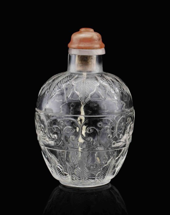 A RARE CARVED CLEAR GLASS SNUFF BOTTLE , POSSIBLY IMPERIAL, 1750-1850 ...