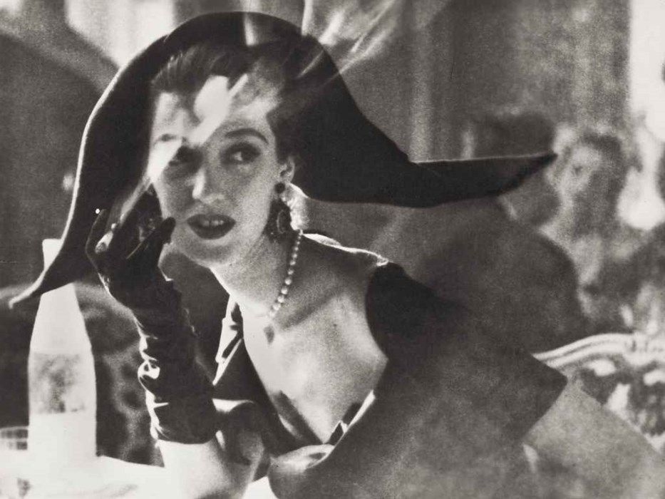 Lillian Bassman (nee en 1917) , The Day-Length Dinner dress Le Ritz ...