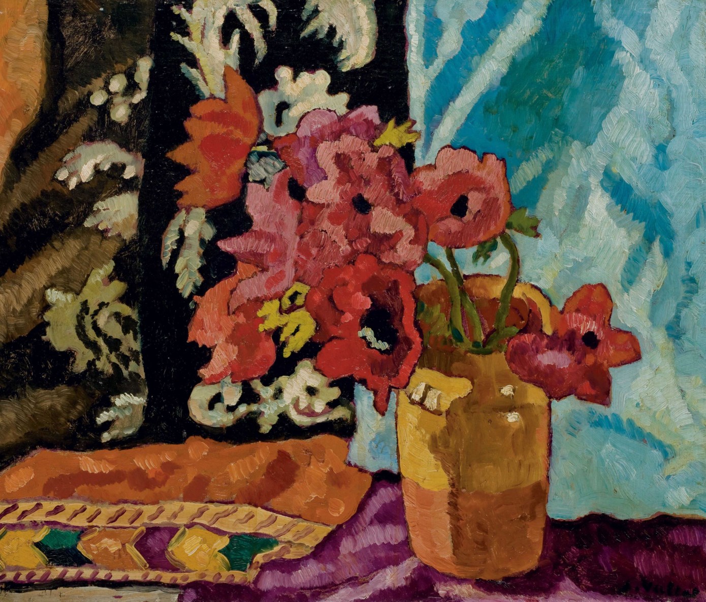 LOUIS VALTAT (1869-1952) , Anémones et pot en grès aux tentures ...