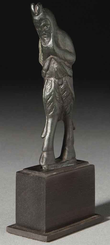 STATUETTE D'UN SATYRE EN BRONZE , GAULE, ART ROMAIN, CIRCA IER-IIEME ...