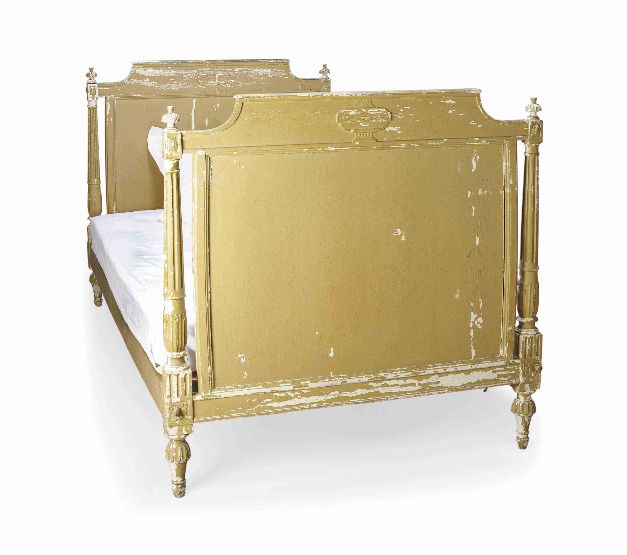 LIT D'EPOQUE DIRECTOIRE , VERS 1790 | Christie's