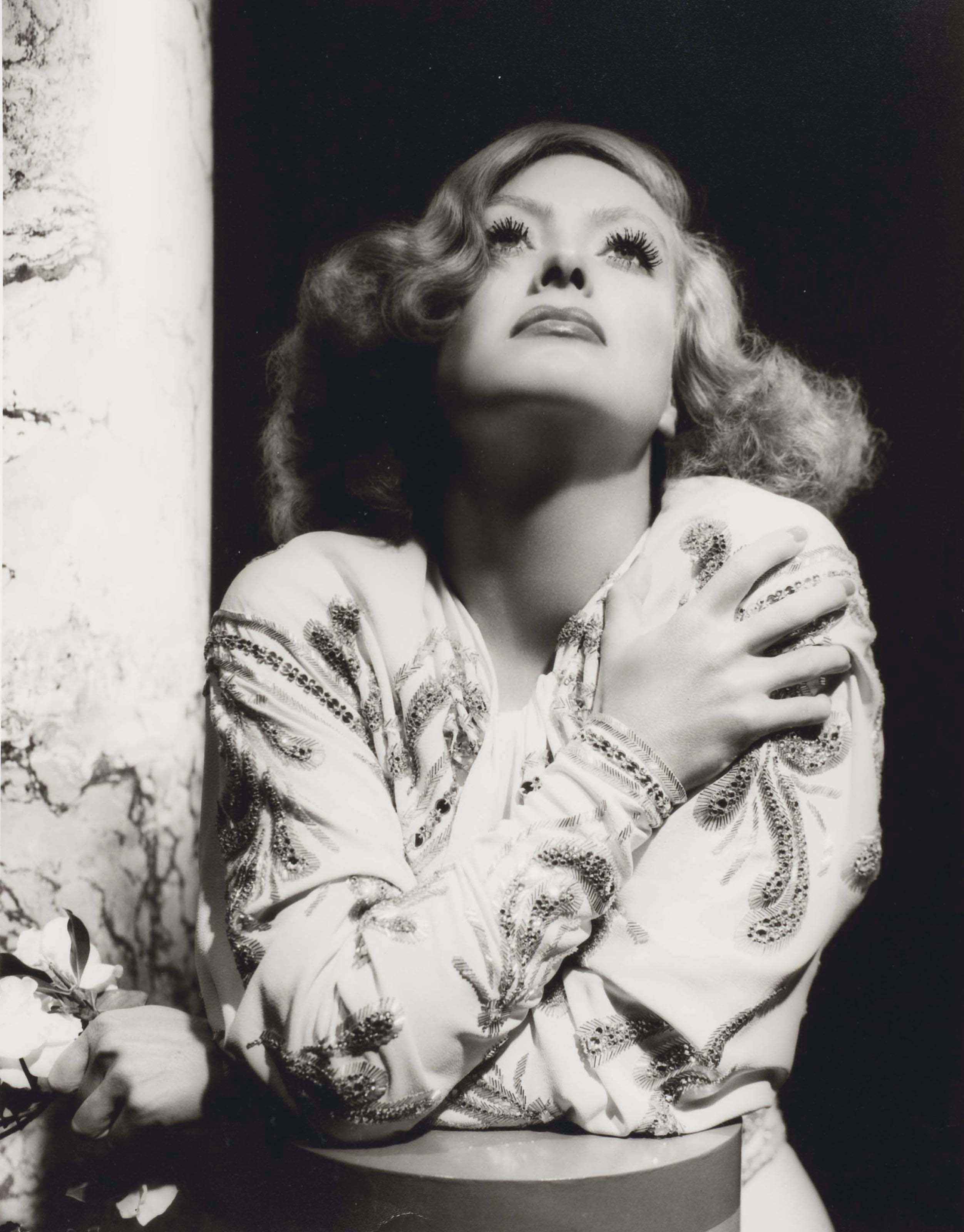 GEORGE HURRELL (1904-1992)