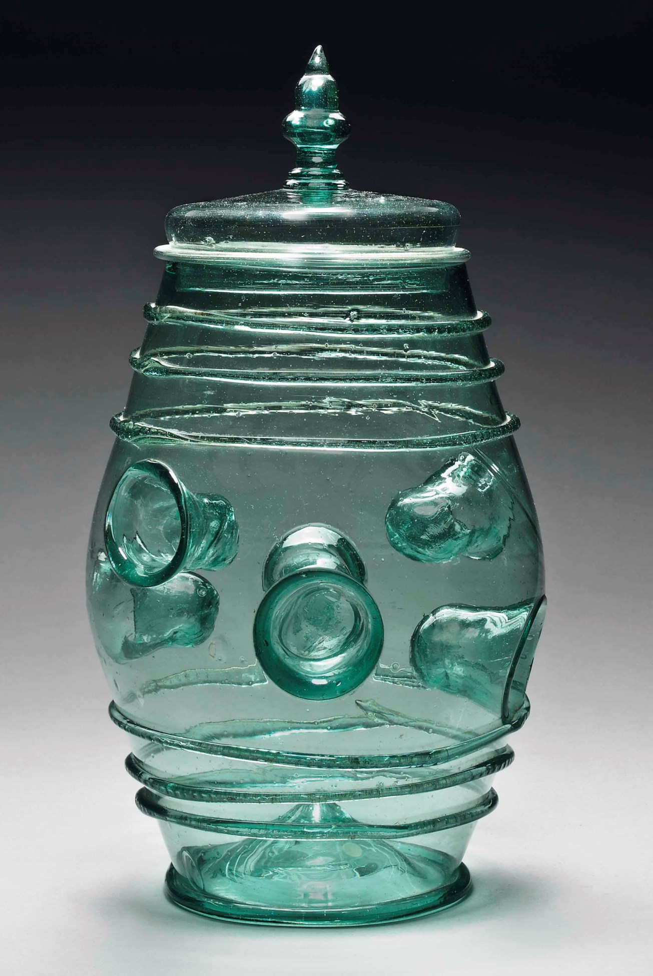A GREEN-GLASS THUMB BEAKER AND COVER (DAUMENGLAS) , LATE 17TH/18TH ...