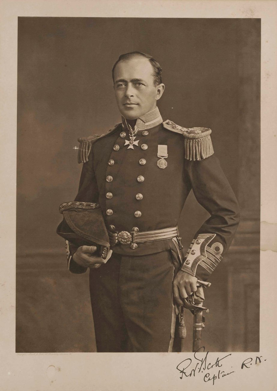 Robert Falcon Scott (1868-1912) -- Maull & Fox, Photographers , Captain ...
