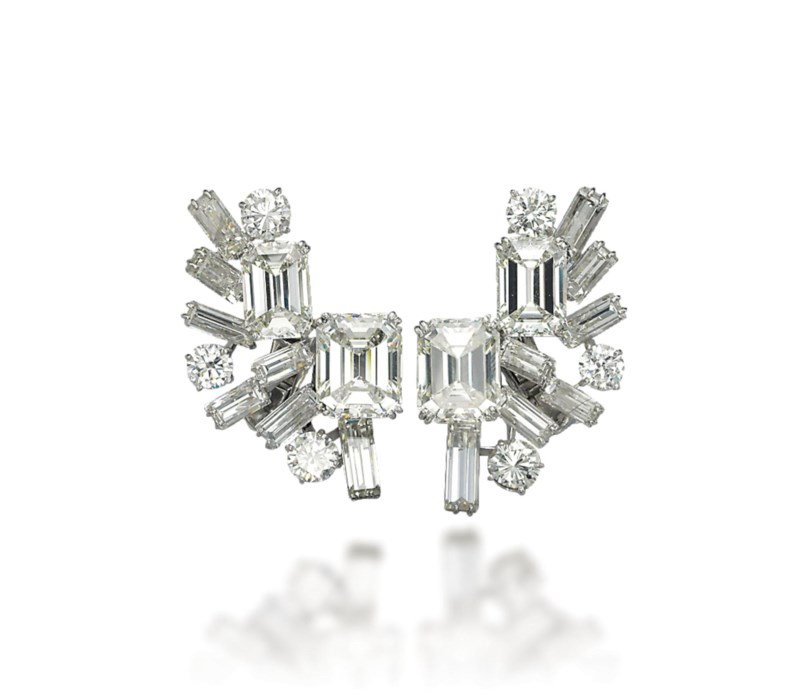 A PAIR OF DIAMOND EAR CLIPS | Christie's