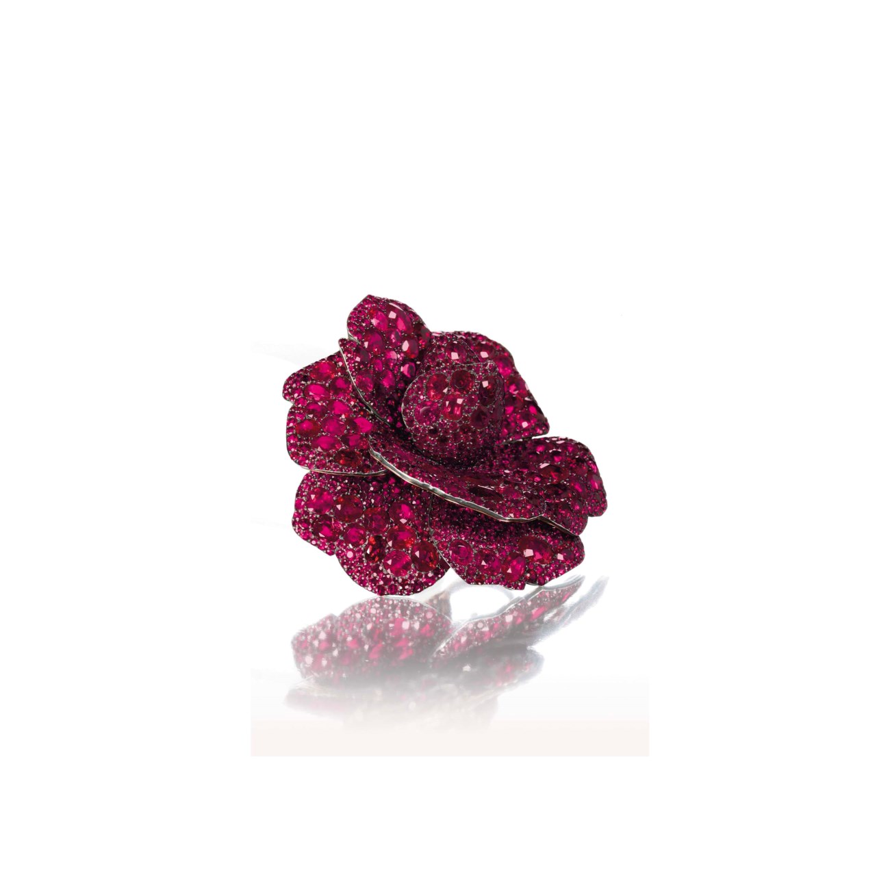 A RUBY FLOWER BROOCH, BY JAR | Christie's