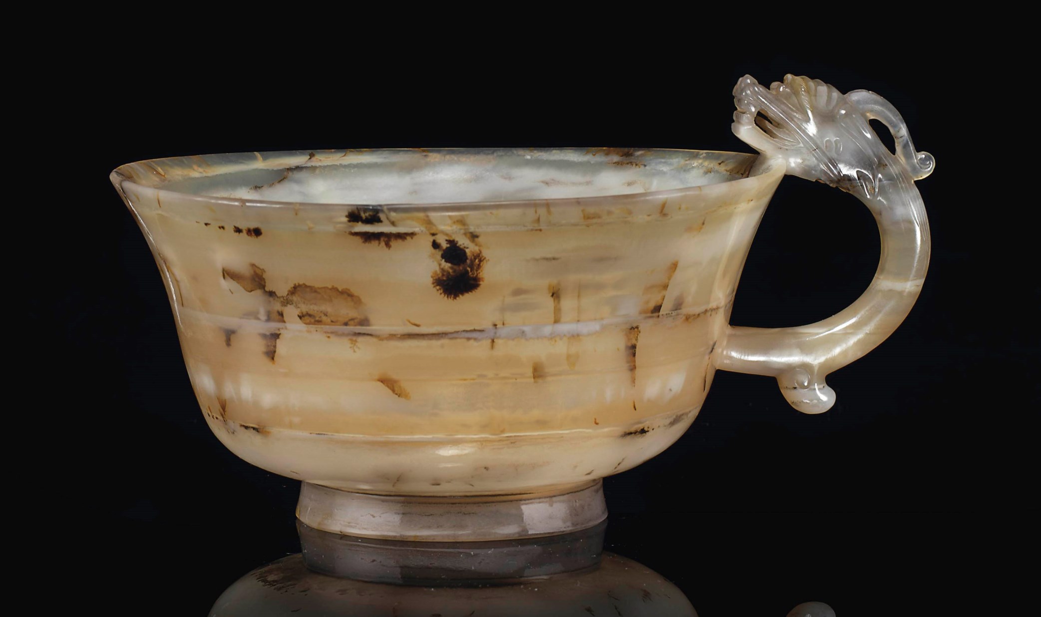 A RARE TRANSLUCENT BANDED AGATE CUP , YUAN/MING DYNASTY, 14TH-17TH ...