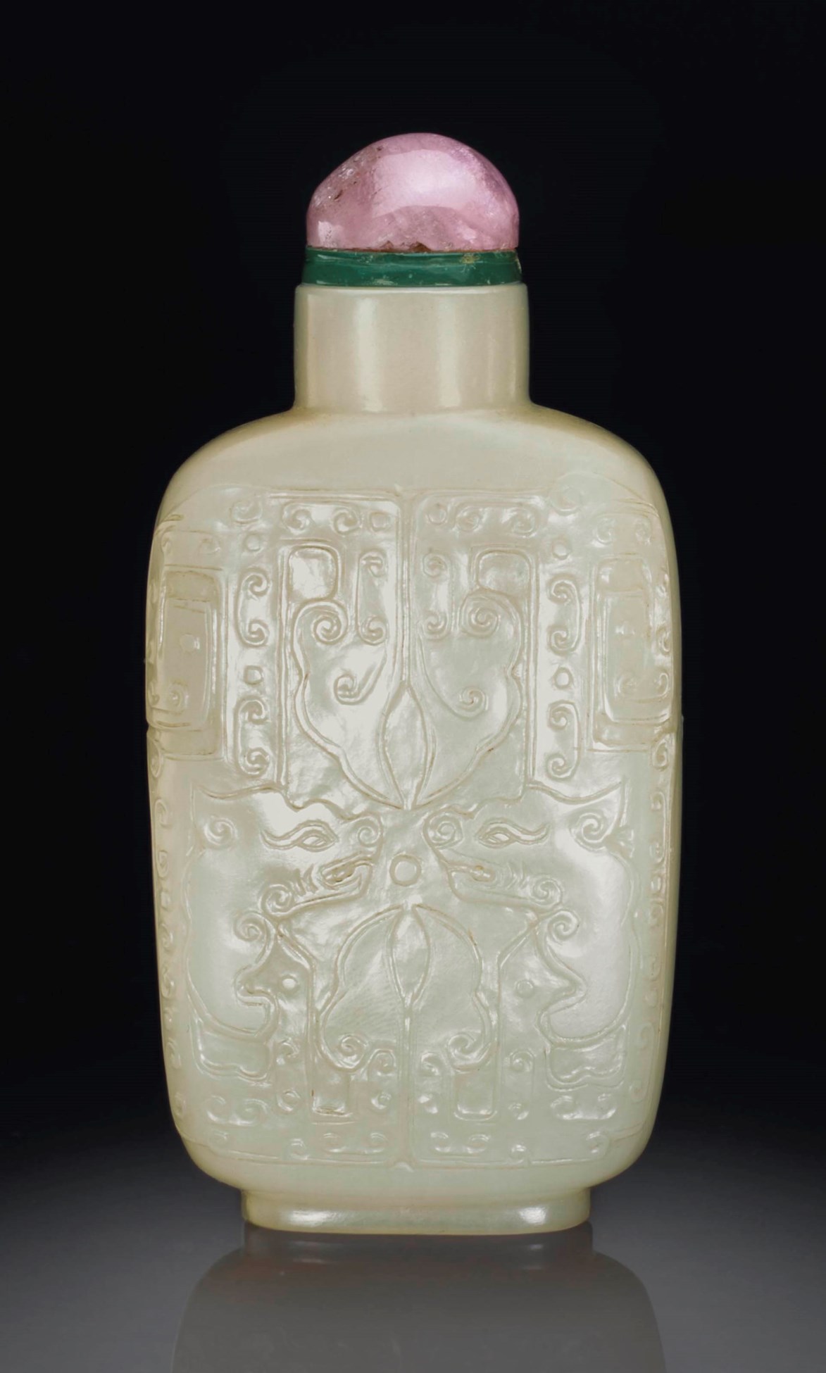 A FINELY CARVED WHITE JADE SNUFF BOTTLE , 1740-1840 | Christie's