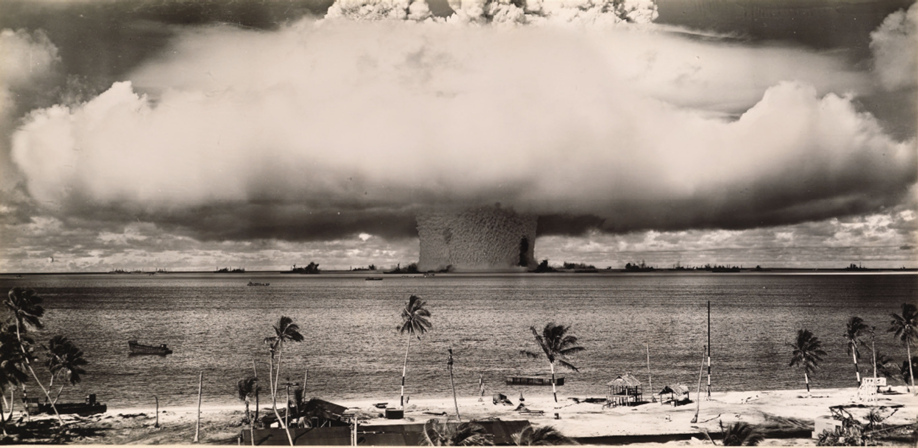 U.S. GOVERNMENT NAVY , Underwater Atomic Bomb Test, Bikini Atoll ...