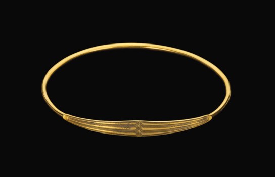 A SCYTHIAN GOLD TORQUE , CIRCA 5TH CENTURY B.C. | Christie's