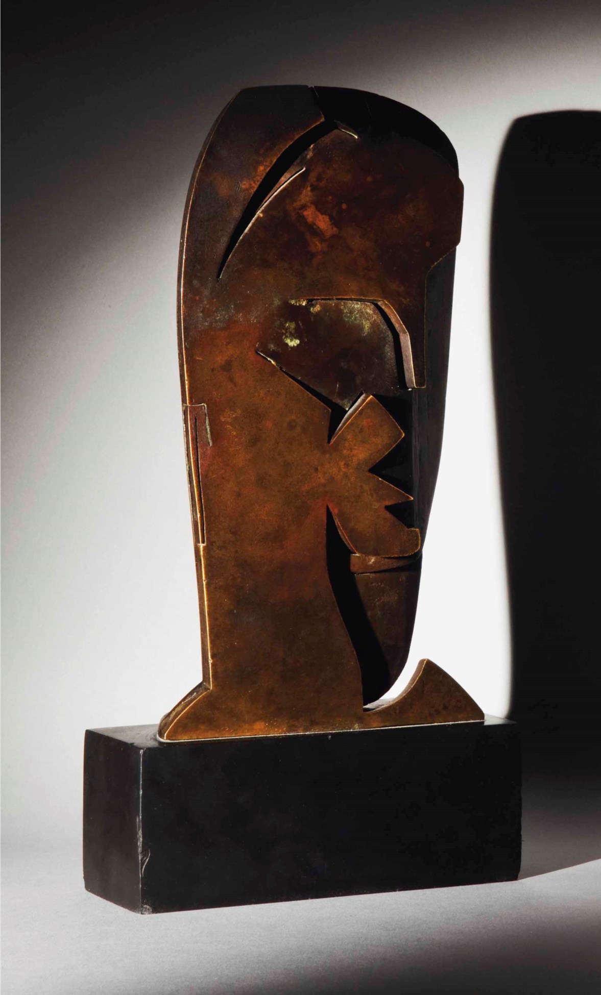 Julio González (1876-1942) , Masque | Christie's