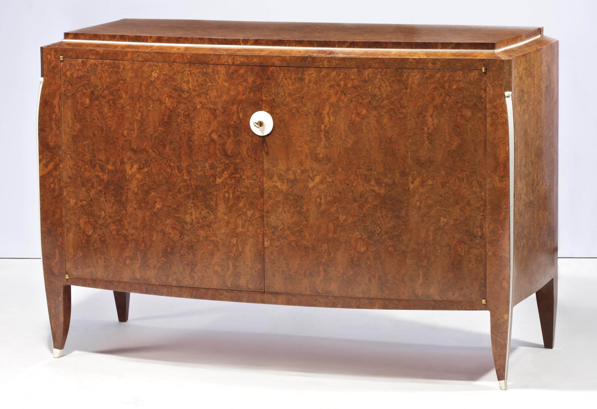 ÉMILE-JACQUES RUHLMANN (1879-1933) , COMMODE 'RASSON', LE MODÈLE CRÉÉ ...