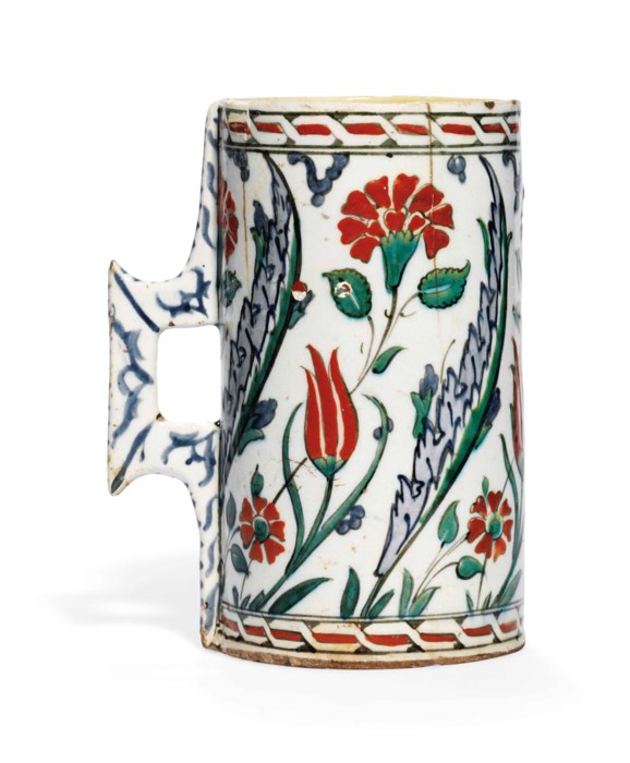 AN IZNIK POTTERY TANKARD , OTTOMAN TURKEY, CIRCA 1575 | Christie's