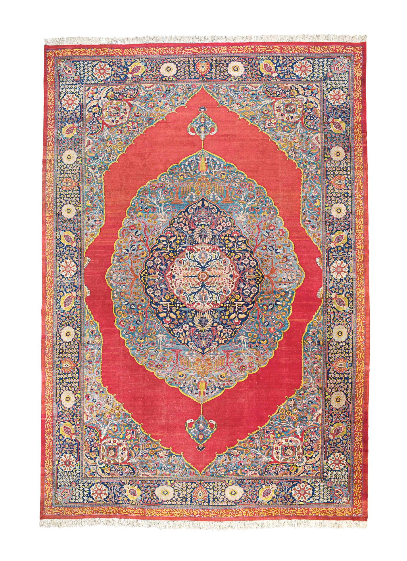 A TABRIZ CARPET , NORTH WEST PERSIA, CIRCA 1910 | Christie's