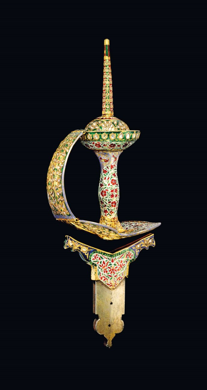 AN ELEGANT GEMSET AND ENAMELLED GOLD SWORD (KHANDA) HILT