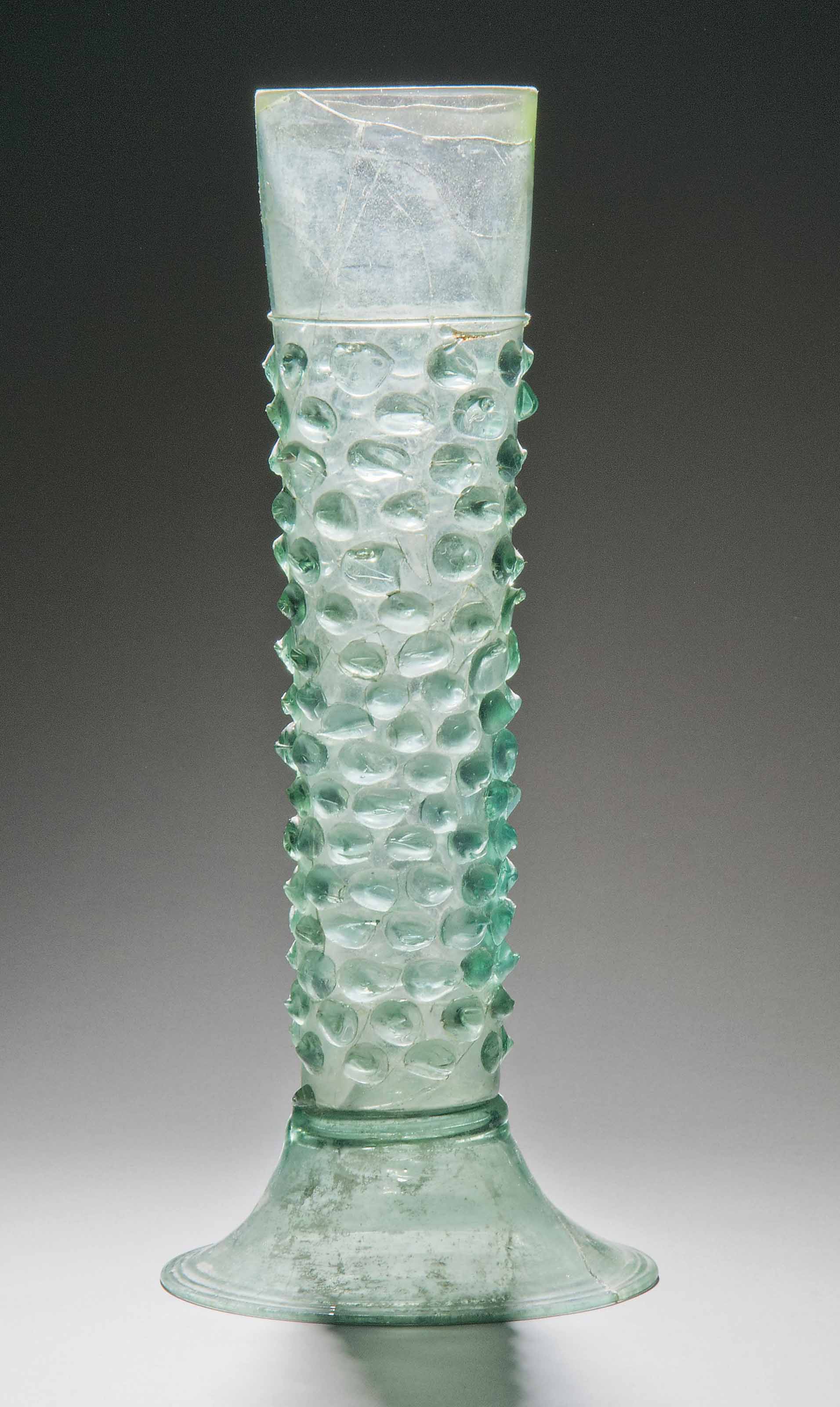 A THUMB BEAKER AND COVER (DAUMENGLAS) , 18TH CENTURY, PROBABLY DUTCH ...