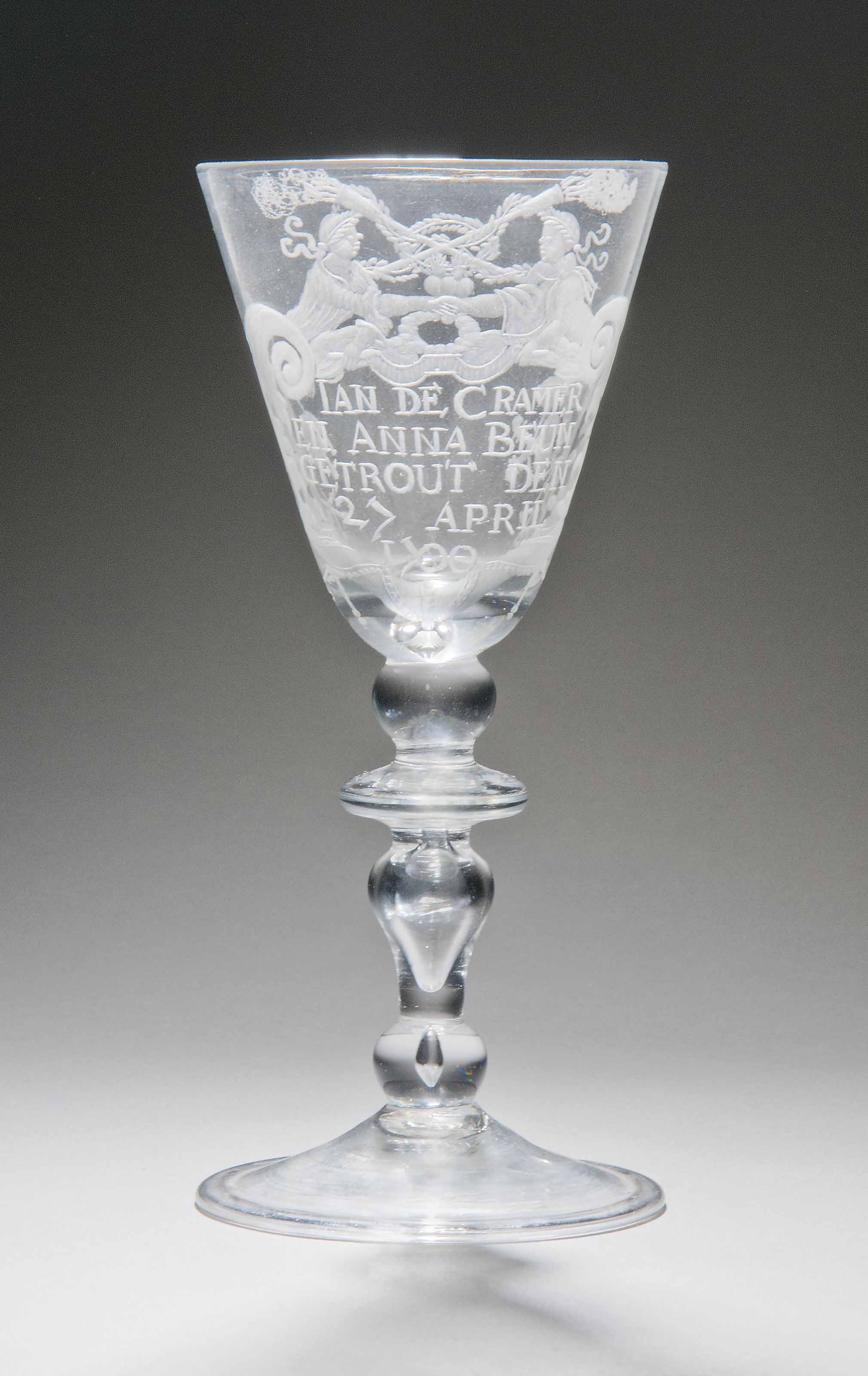 A THUMB BEAKER AND COVER (DAUMENGLAS) , 18TH CENTURY, PROBABLY DUTCH ...