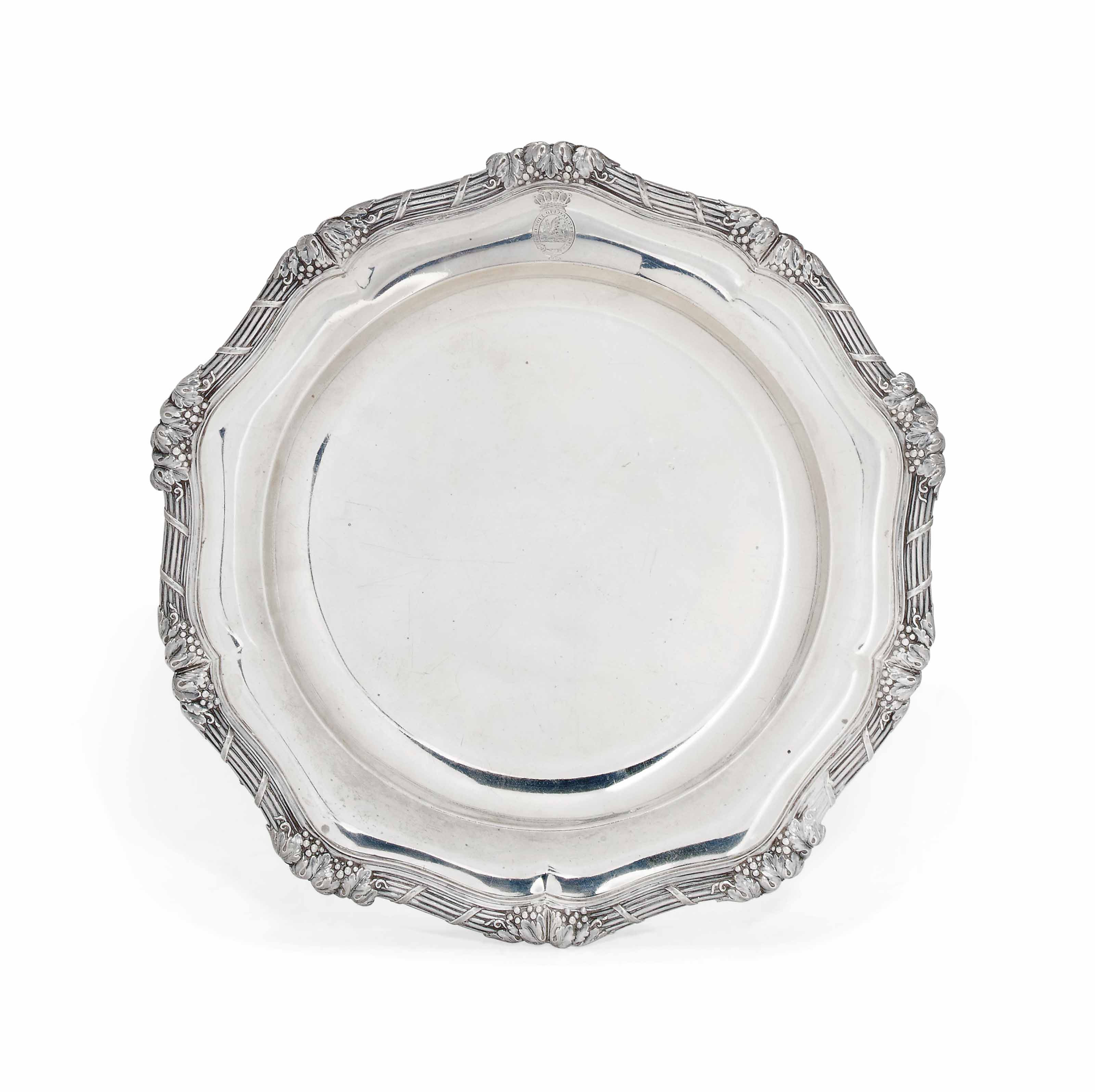 A GEORGE III SILVER DINNER PLATE