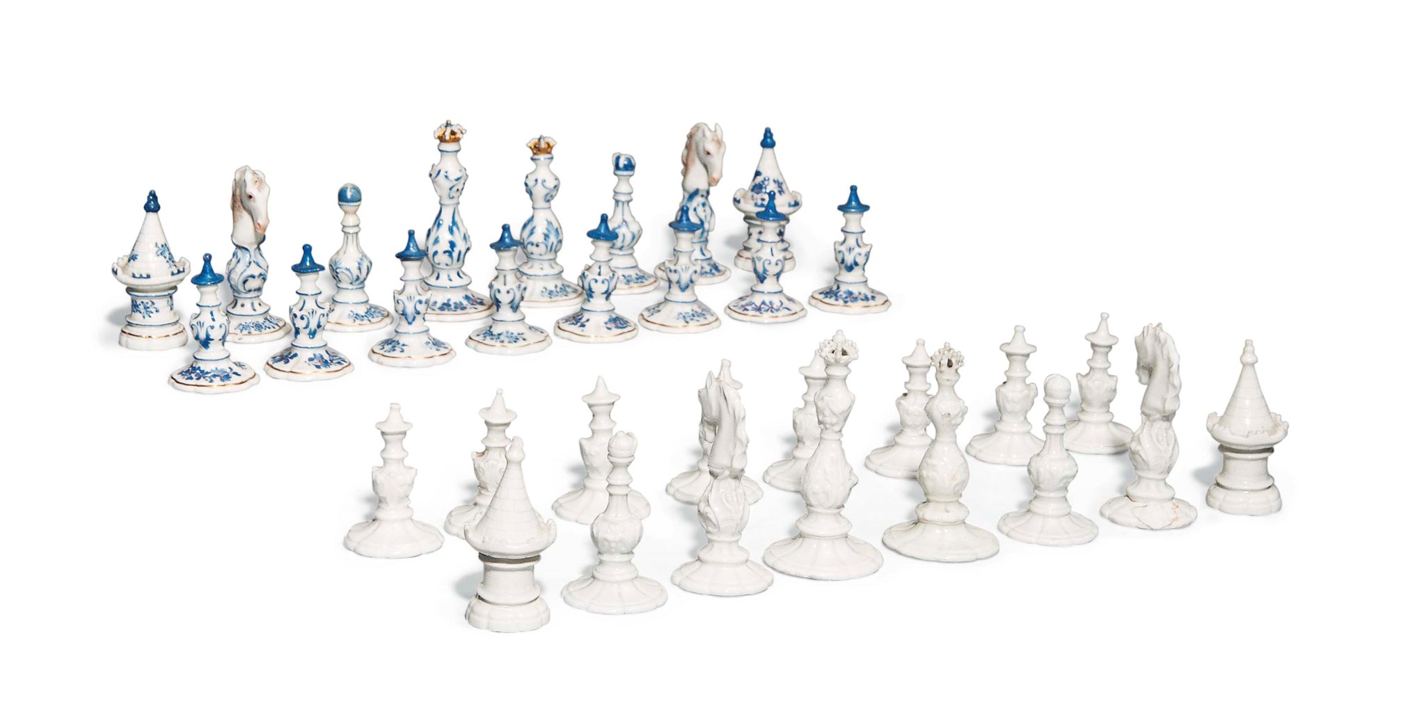 A MEISSEN PORCELAIN CHESS SET, PROBABLY MODELLED BY JOAHANN JOACHIM ...