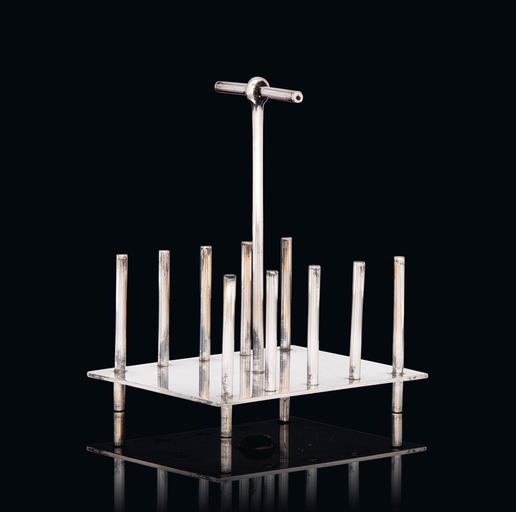 A CHRISTOPHER DRESSER (1834-1904) ELECTROPLATED TOAST RACK, MADE BY ...